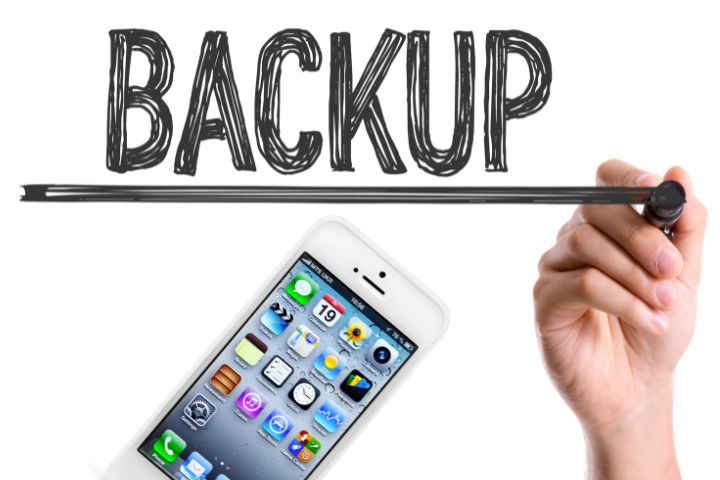 Can You Use Your iPhone While It's Backing Up? - mobile|pains