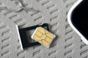 How Do I Know If My SIM Card Is Bad? Symptoms, Causes, Fixes - mobile|pains